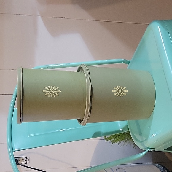 Tupperware | Kitchen | Vintage Green Tupperware Canister Set Of 2 873 ...